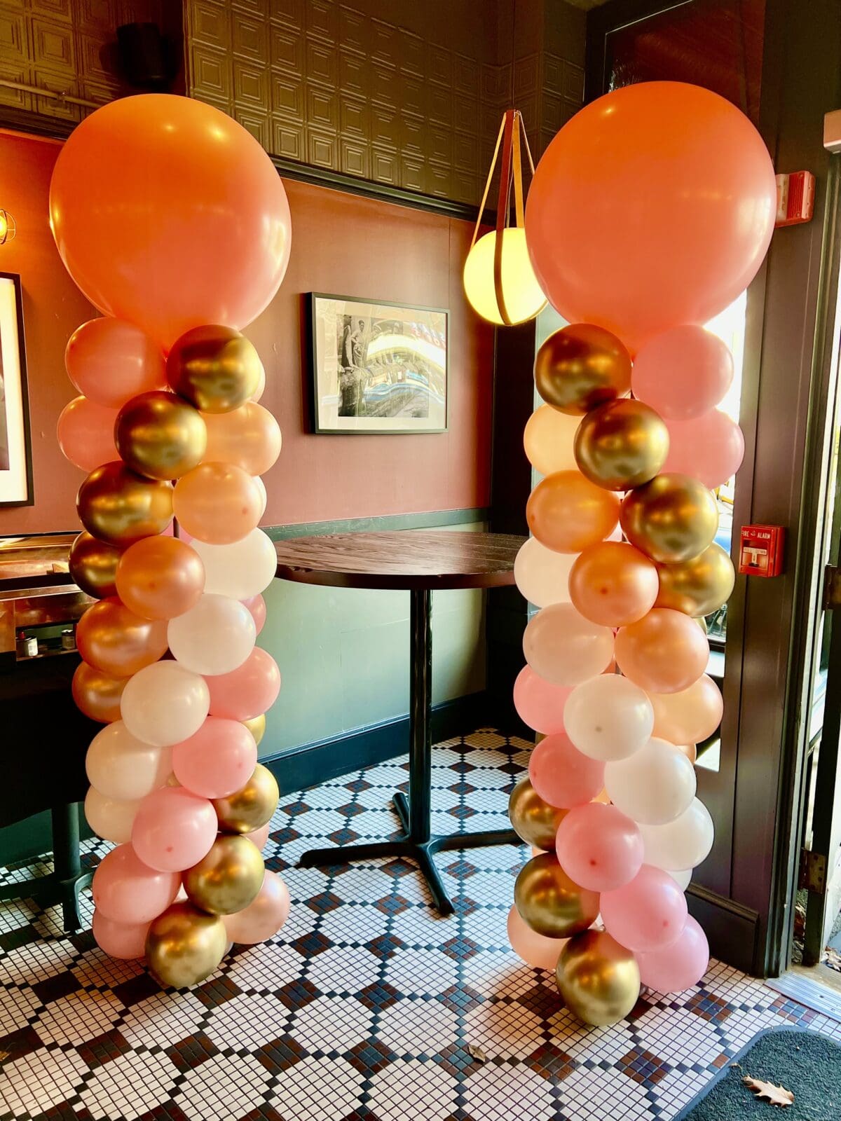 Balloon Columns – Boston Balloons Factory